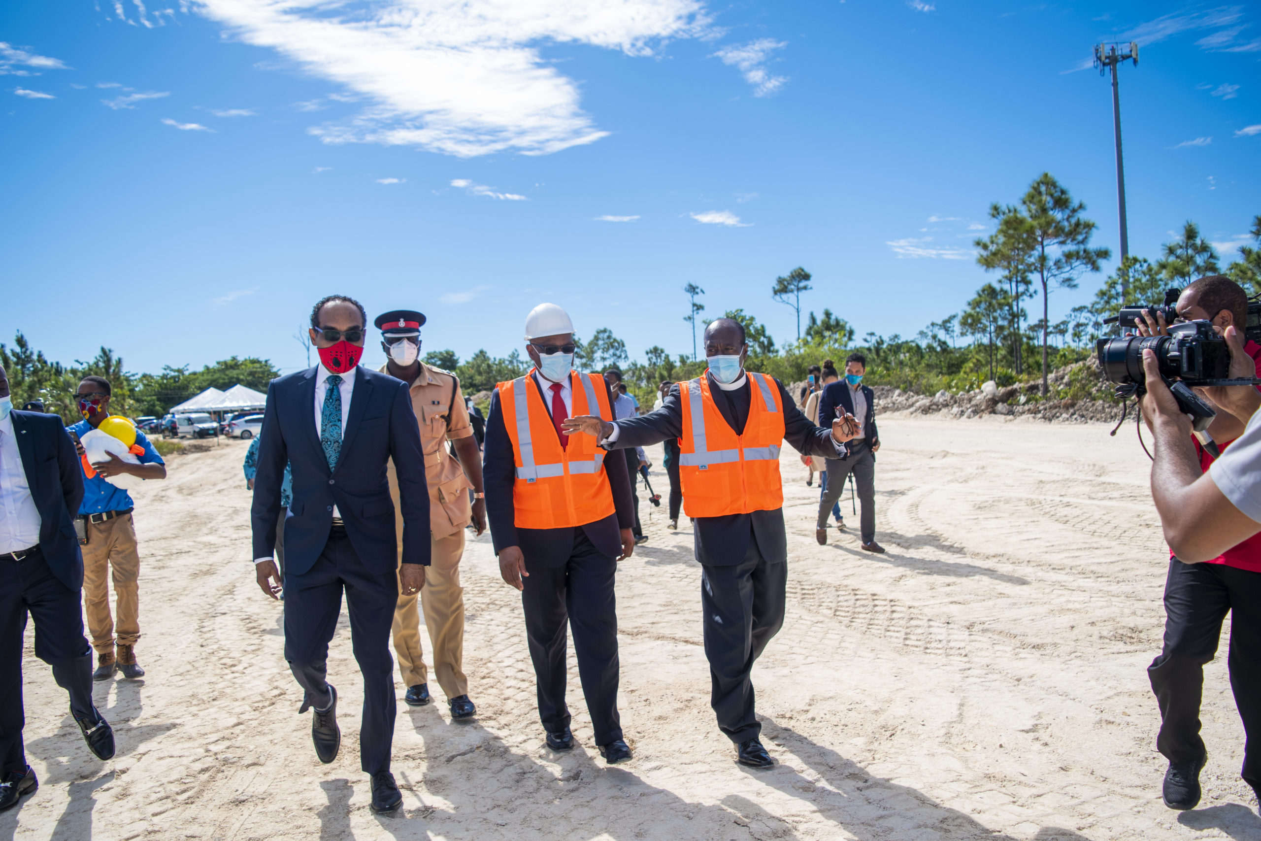 Prime Minister Minnis breaks ground on new Government Carmichael ...